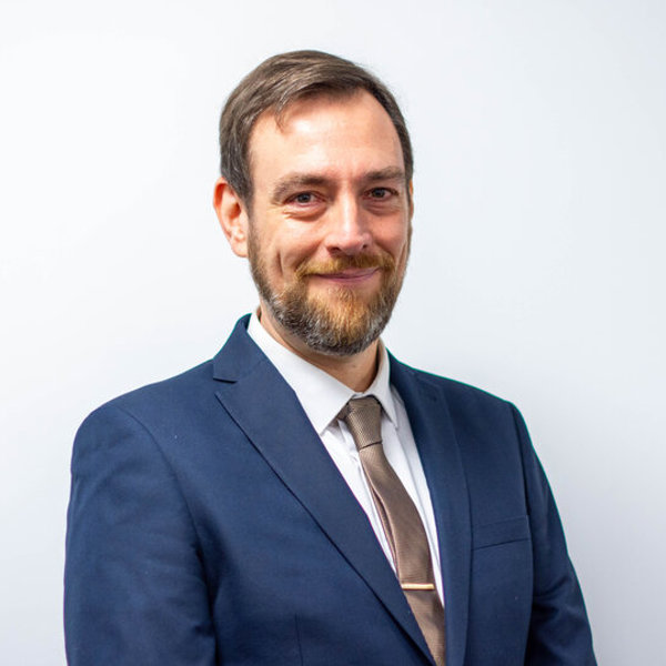 Stephen Thomas | IOSH