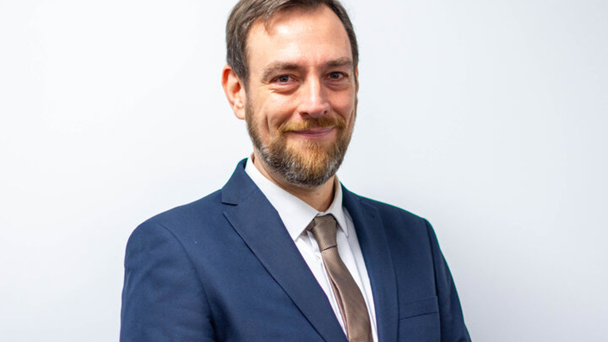 Stephen Thomas | IOSH